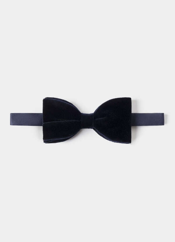 Velvet Pretied Bowtie | Hackett